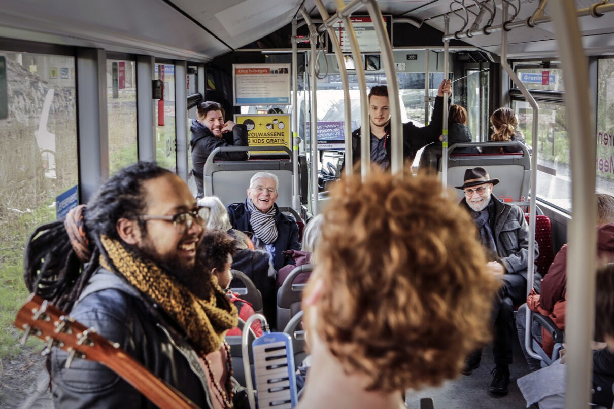 Tijdens Eurosonic: Ontdek noordelijk talent in de bus tijdens de ...