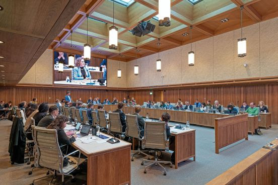 De gemeenteraad nodigt je uit als ‘Gast van de Raad’ | de Lewenborger ...